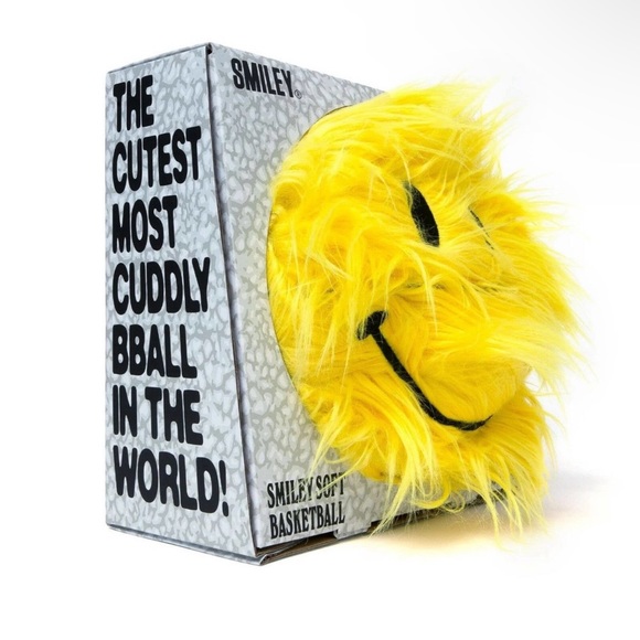 chinatown market | Accessories | New Chinatown Market X Smiley Collab ...